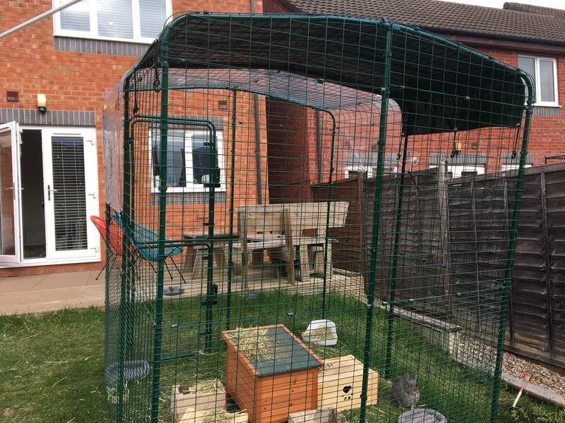 Heavy Duty Cover with Gutter Edge for Walk in Run – 3m | Outdoor Walk ...