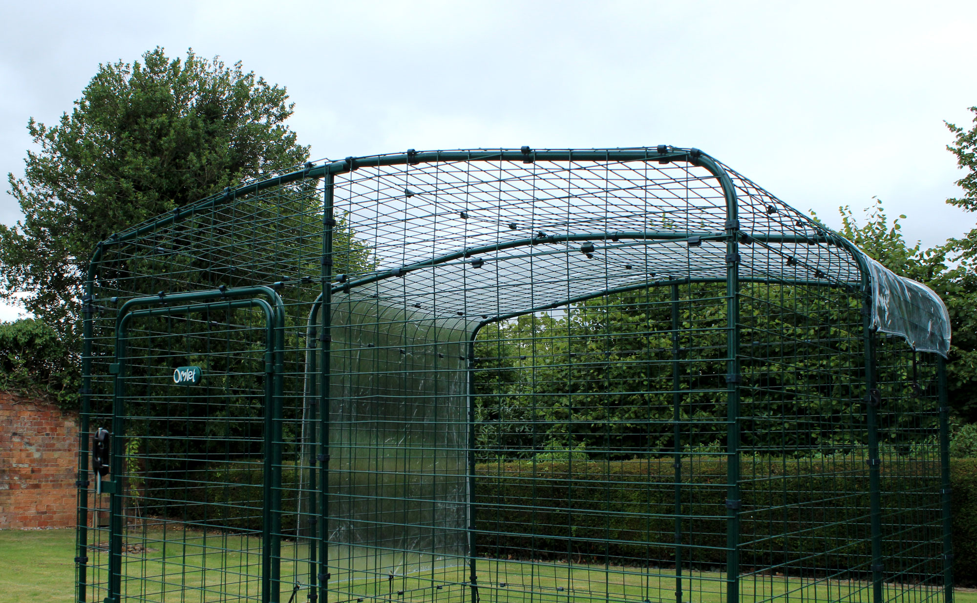 Clear Cover with Gutter Edge for Walk in Run – 3m | Omlet